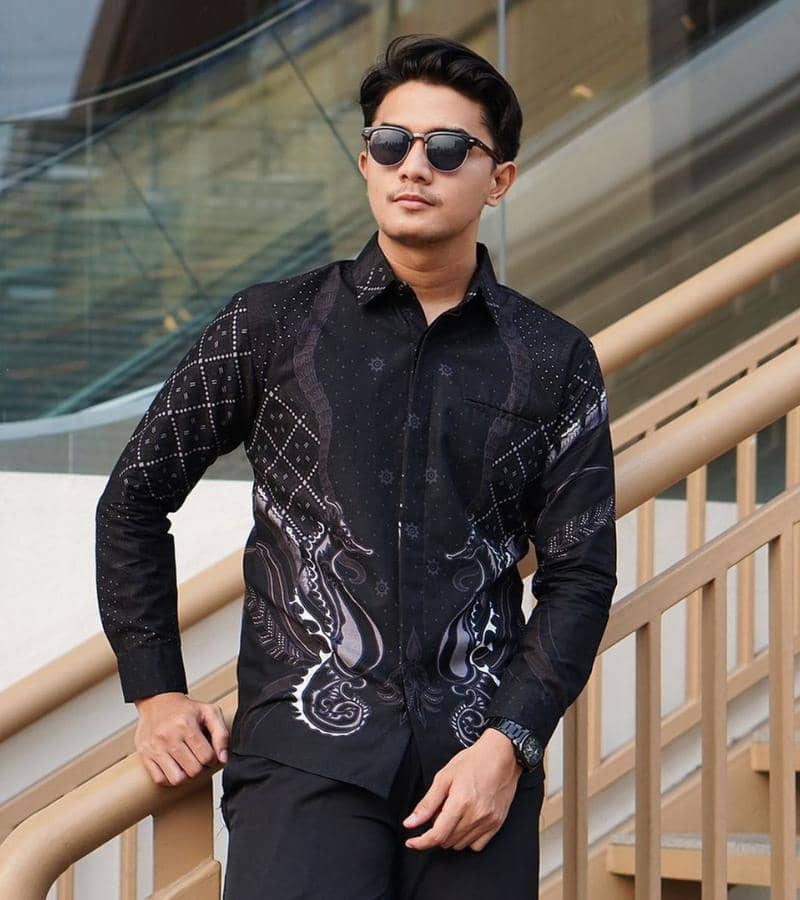 10 Ide Styling Batik yang Cocok Untuk Dikenakan sehari-hari | Popmama.com