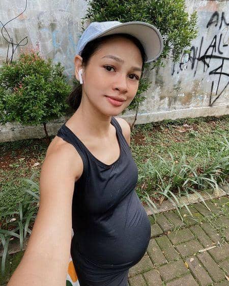 8 Foto Jadul Andien Aisyah saat Hamil Anak Pertama dan Kedua | Popmama.com