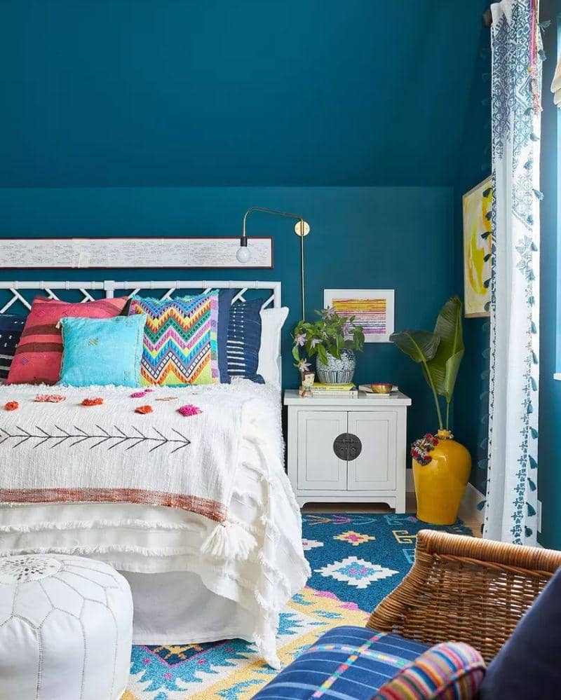 6 Warna Cat Kamar yang Bikin Adem, Nyaman dan Rileks | Popmama.com