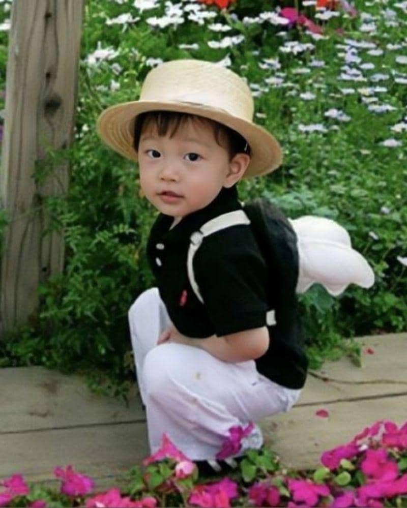 10 Foto Masa Kecil Member RIIZE yang Menggemaskan | Popmama.com