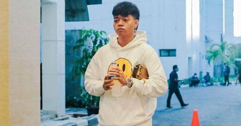 10 Fakta Keluarga Reza Arap, Orangtua Cerai sejak Dia Lahir | Popmama.com