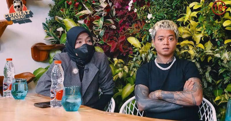 10 Fakta Keluarga Reza Arap, Orangtua Cerai sejak Dia Lahir | Popmama.com