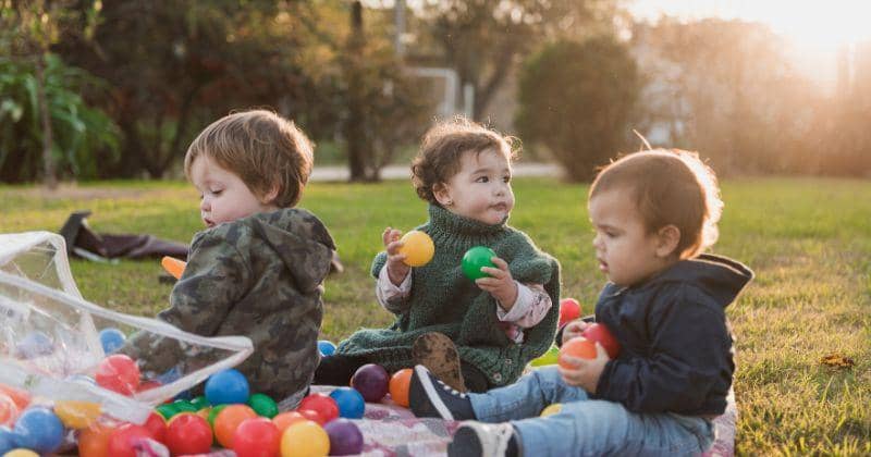 Ide Permainan yang Bisa Melatih Kecerdasan Emosional Anak | Popmama.com