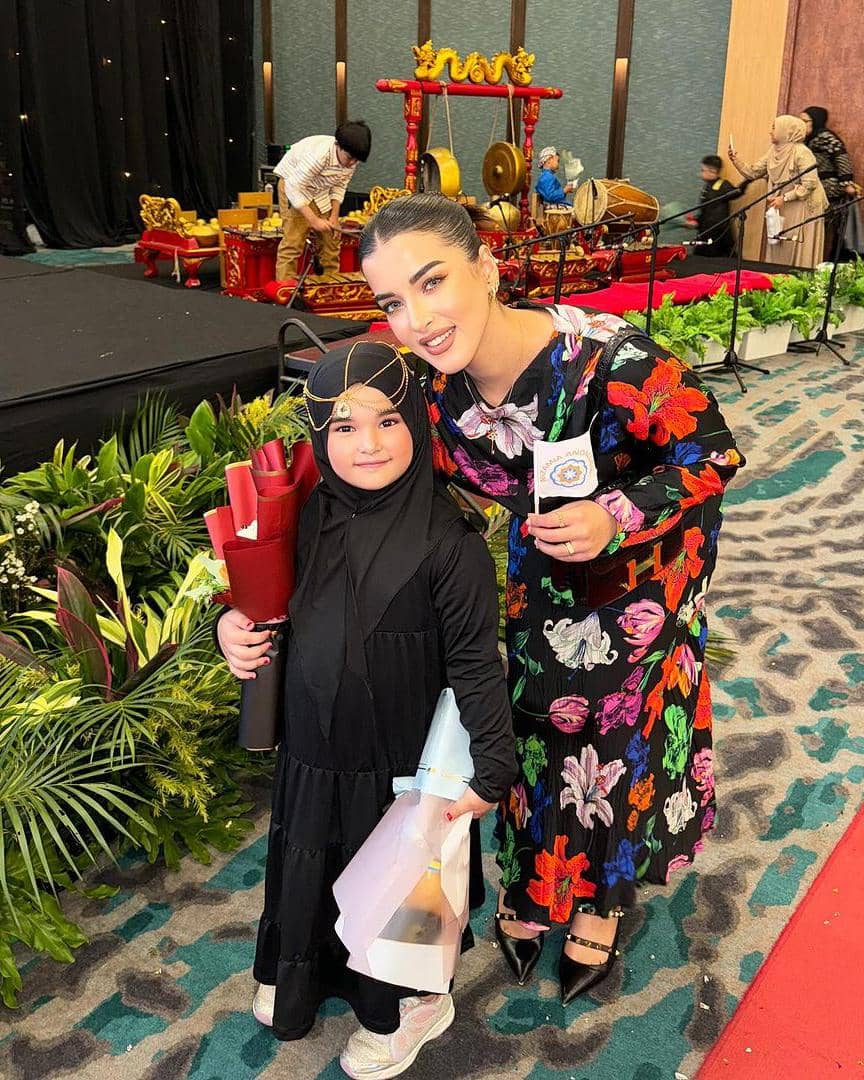 7 Potret Ayang Anak Tasya Farasya Wisuda TK | Popmama.com