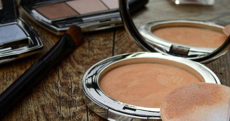 Makeup Simple ke Kantor dengan Tampilan yang Profesional | Popmama.com
