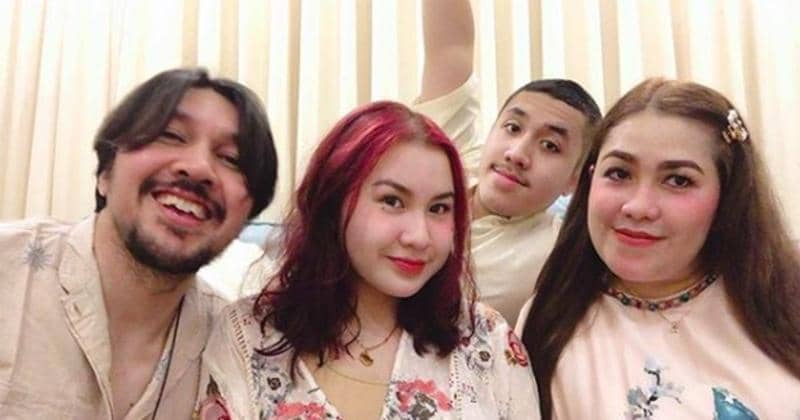 9 Fakta Keluarga David eks Naif, Saling Toleransi | Popmama.com