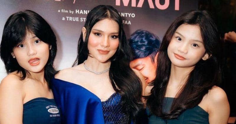 7 Foto Akrab Davina Karamoy dan Kakak-Adiknya yang Kembar | Popmama.com