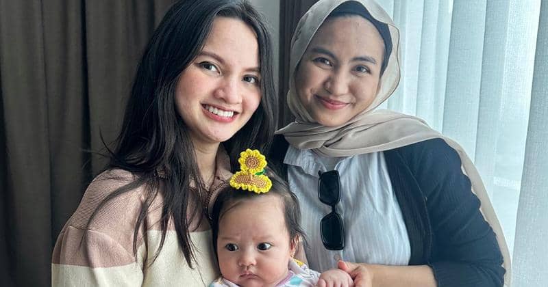 10 Foto Akrab Xaviera Putri dan Sabrina Anggraini | Popmama.com