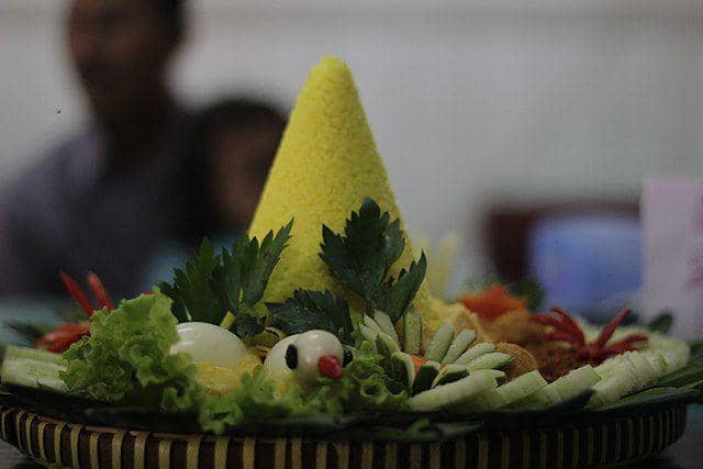Apa Itu Malam Tirakatan 17 Agustus? | Popmama.com