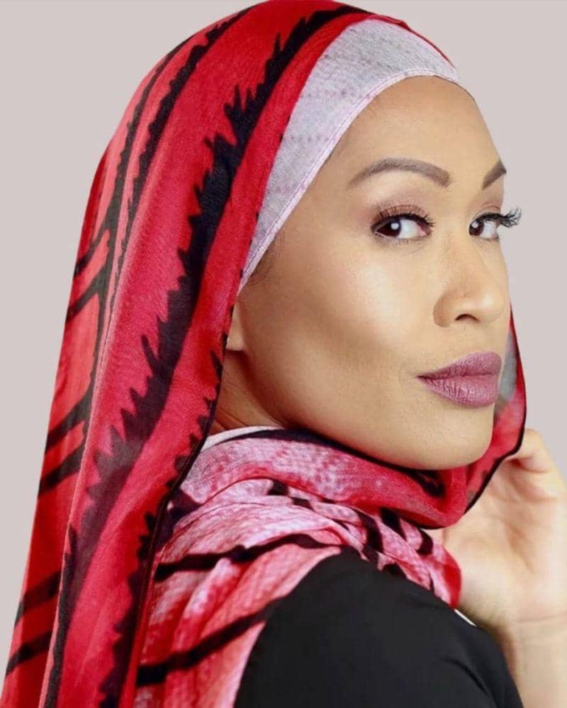 10 Pilihan Hijab Merah Putih Terbaik untuk Hari Kemerdekaan | Popmama.com