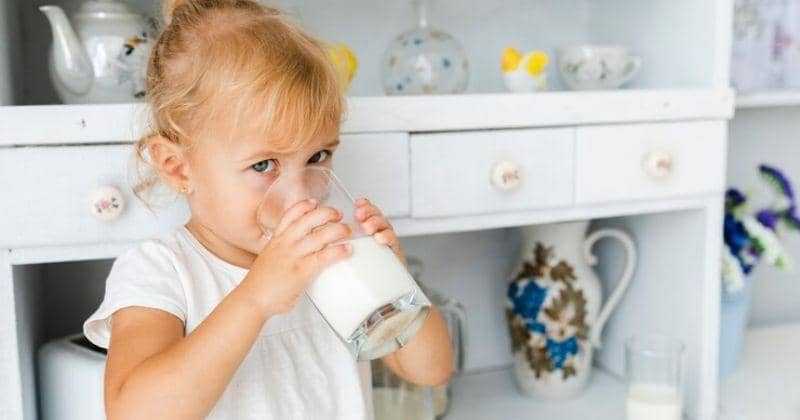 7 Rekomendasi Susu UHT Rendah Gula untuk Anak 2 Tahun | Popmama.com