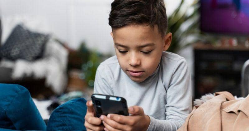 40 Istilah Bahasa Gaul Gen Alpha dan Artinya | Popmama.com