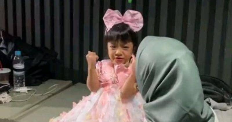 Zehan Almira, Anak Asal Bandung yang Viral Berceloteh | Popmama.com
