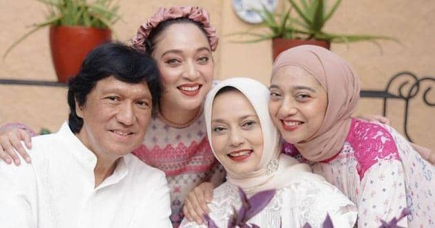7 Fakta Anak Marissa Haque dan Ikang Fawzi | Popmama.com