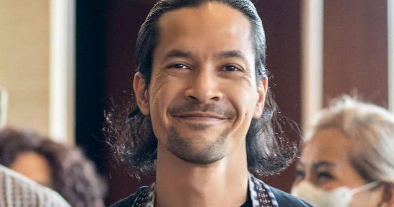 Profil dan Biodata Edward Akbar, Aktor Keturunan Polandia | Popmama.com
