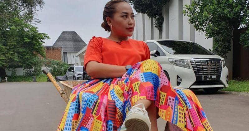 Profil dan Biodata Mpok Alpa, Pernah Jadi Penyanyi Dangdut | Popmama.com