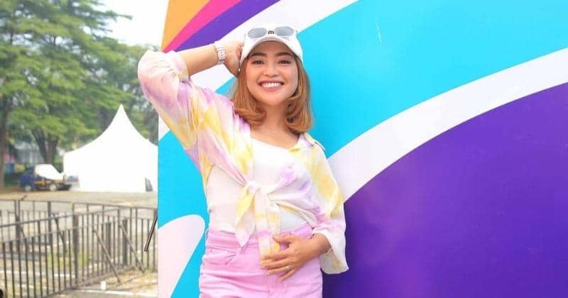 7 Fakta Keluarga Mpok Alpa, Telah Memiliki Anak Kembar | Popmama.com