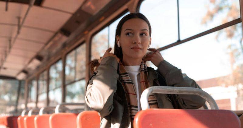 11 Cara Mengatasi Commuting Stress | Popmama.com