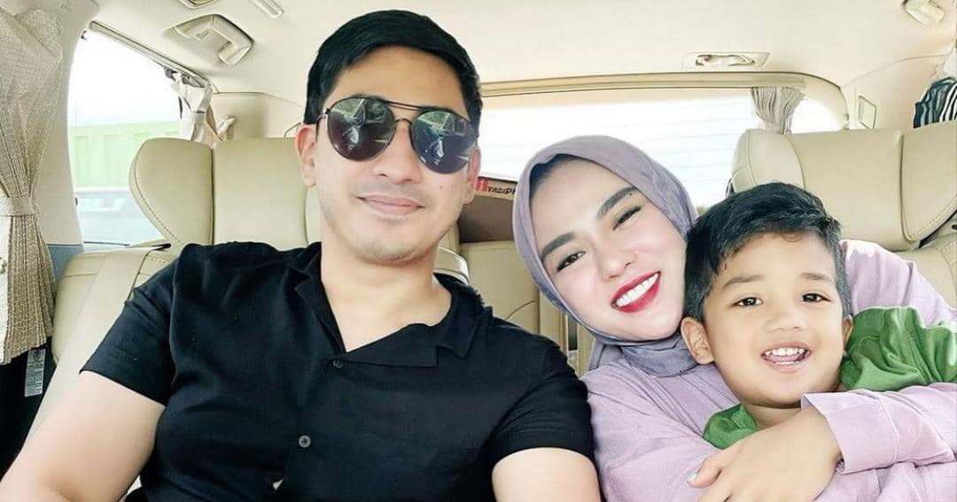 7 Kisah Cinta Medina Zein dan Lukman Azhari, Sempat Mau Cerai | Popmama.com