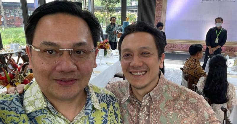 Profil dan Biodata Farhat Abbas, Pengacara yang Lagi Viral | Popmama.com