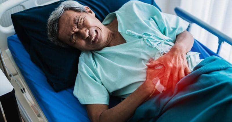 10 Penyebab Feses Warna Hitam dan Cara Mengatasinya | Popmama.com