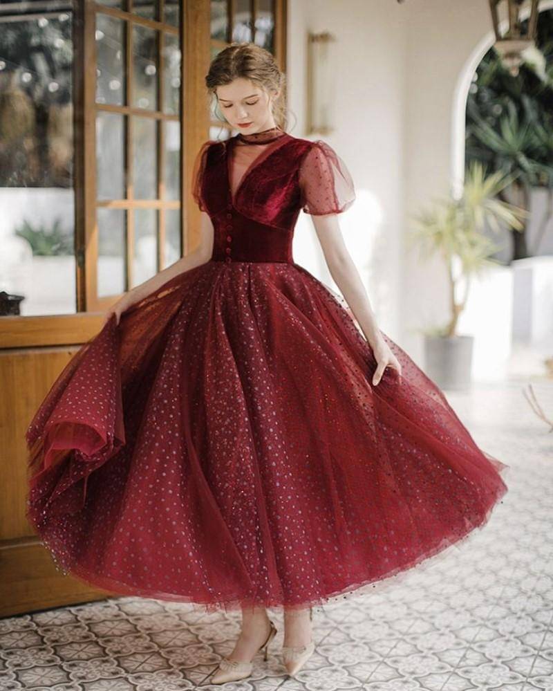 10 Model Baju Natal Wanita Terbaru 2024 | Popmama.com