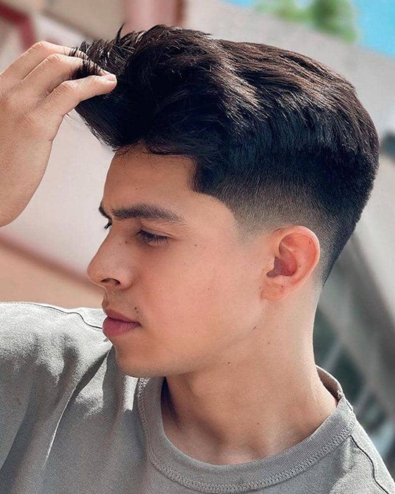 8 Model Rambut Laki-Laki yang Akan Tren 2025, sesuai dengan Gaya ...