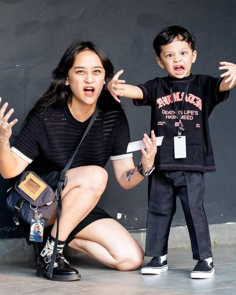 7 Foto Sejak Barat Anak Sal Priadi dan Sarah Deshita | Popmama.com