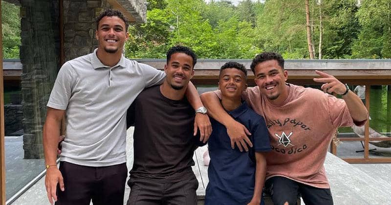 8 Fakta Keluarga Patrick Kluivert, Warisi Profesi ke Anak | Popmama.com