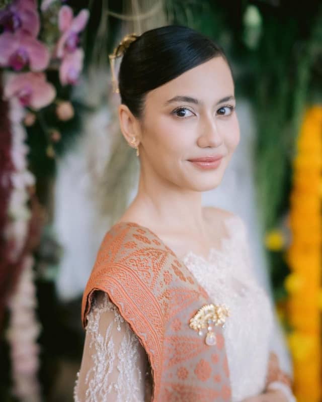 Profil dan Biodata Pevita Pearce, Lengkap Perjalanan Karier | Popmama.com