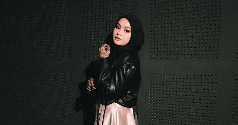 Lirik Lagu Berharap pada Timur Salma Salsabil | Popmama.com