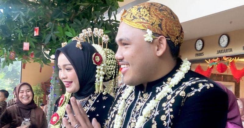 7 Fakta Pernikahan Salma Salsabil dan Dimansyah Laitupa | Popmama.com