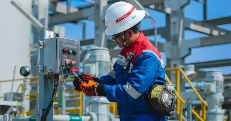 Perbedaan SPBU Pertamina Warna Merah, Hijau dan Biru | Popmama.com