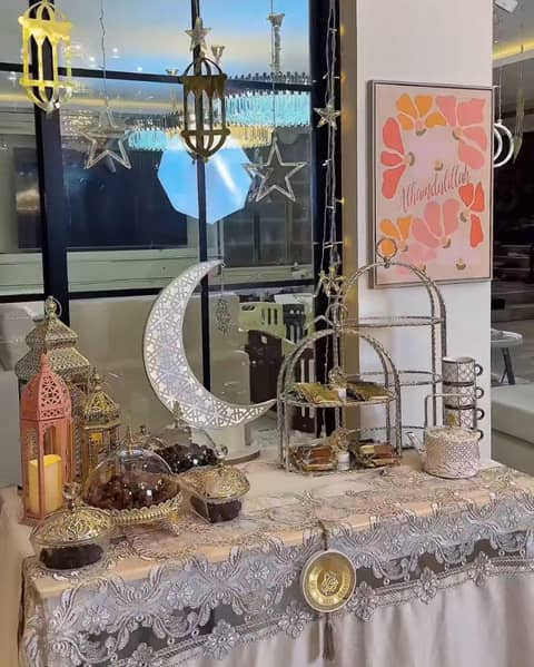 7 Foto Dekorasi Ramadan di Rumah Tasyi Athasyia, Ada Pohon | Popmama.com