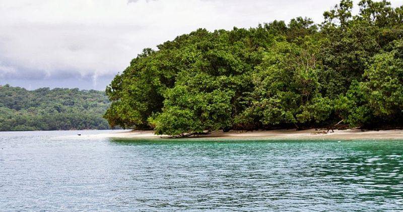 9 Wisata Ujung Kulon, Cocok untuk Healing dan Relaksasi | Popmama.com