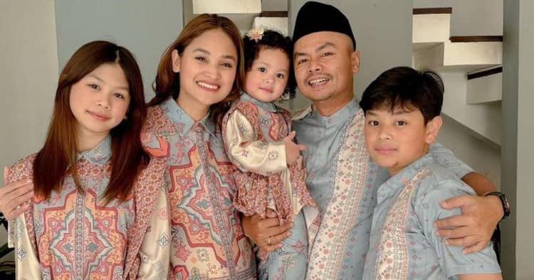 6 Fakta Keluarga Wendi Cagur, Anaknya Indigo | Popmama.com