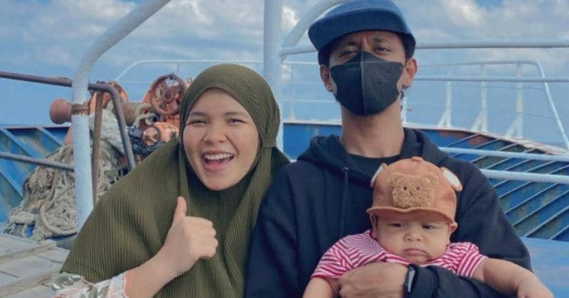 Biodata dan Profil Komang Ade Widiandari, Istri Raim Laode | Popmama.com