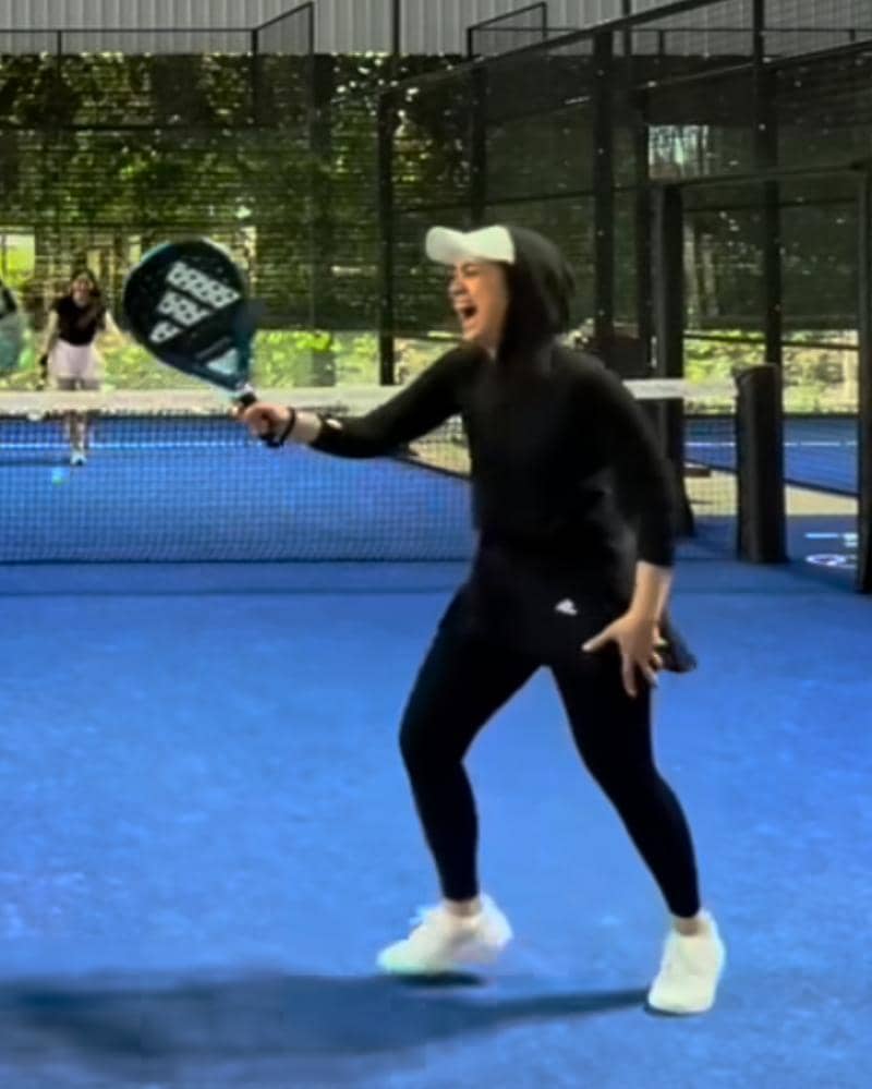 9 Fashion Artis Main Padel yang Sporty & Elegan, Bisa Banget Kamu ...