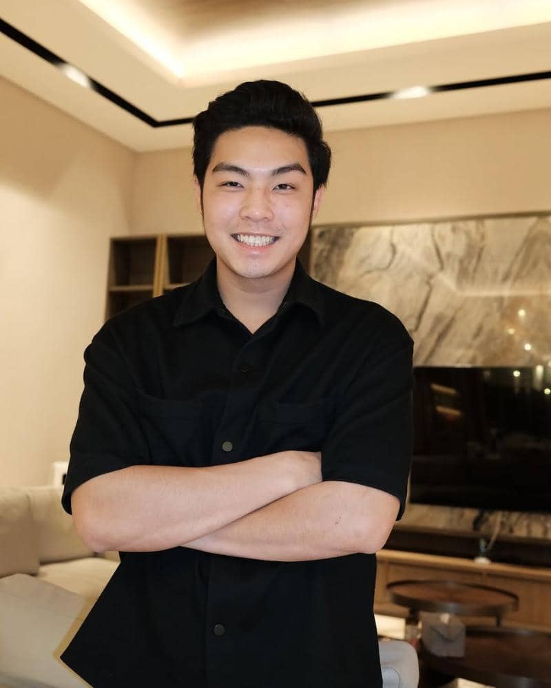 Profil dan Biodata Erwin Phang, Apa Pekerjaannya? | Popmama.com