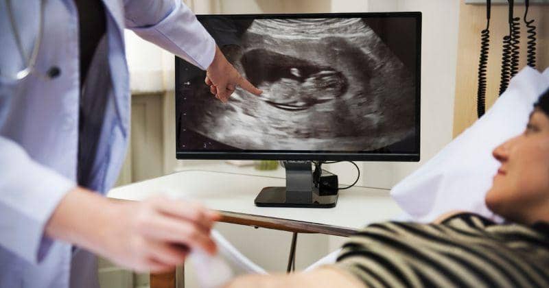 Normalkah Usia Janin Berdasarkan HPHT Berbeda dengan USG? | Popmama.com