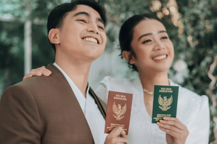 5 Fakta Keluarga Vadie Akbar, Adik Vidi Aldiano | Popmama.com