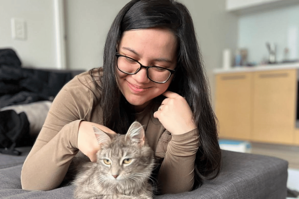 5 Fakta Elodie Bouttier Adik Maxime Bouttier, Darah Blasteran | Popmama.com