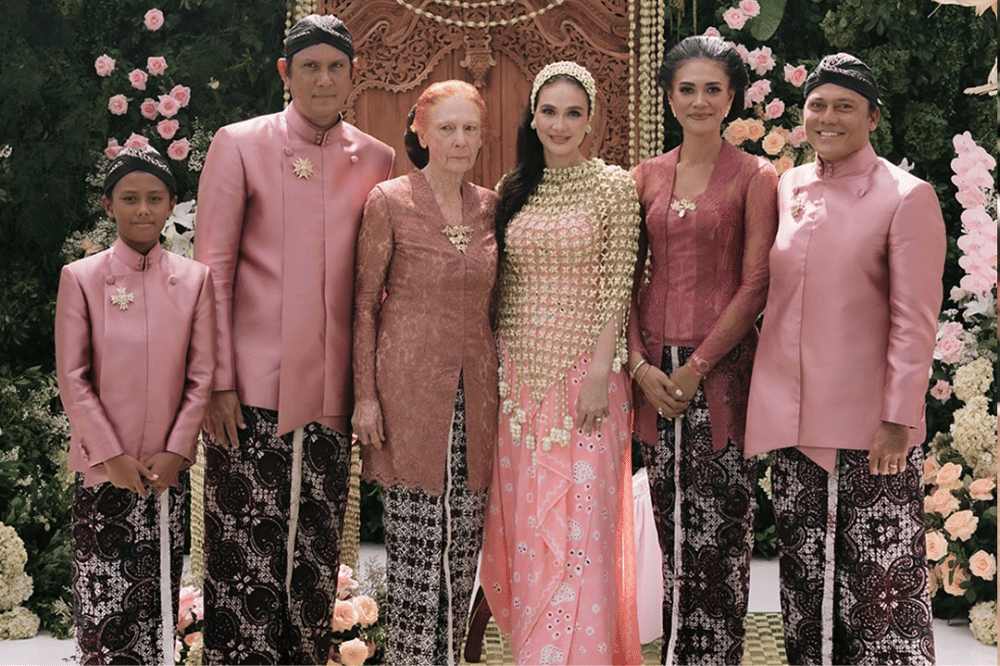 Profil Ismael Dully dan Tipi Jabrik, Kakak Luna Maya | Popmama.com