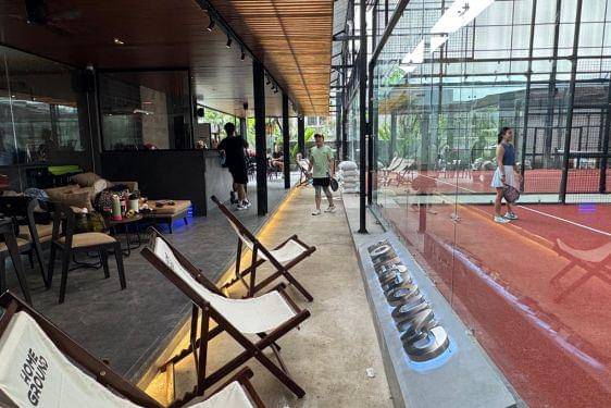 10 Rekomendasi Sewa Lapangan Padel di Jakarta | Popmama.com