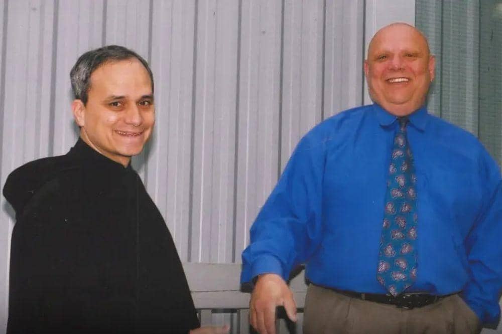 7 Fakta Keluarga Paus Leo XIV, Punya Mama Seorang Pustakawan | Popmama.com