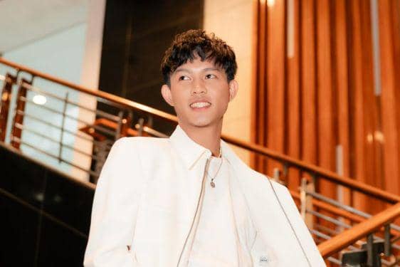 Kisah Fajar Noor Runner Up Indonesian Idol 2025, Dulunya Atlet ...