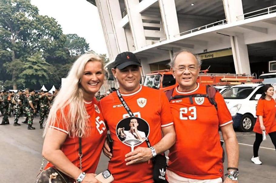 8 Fakta Keluarga Jennifer Coppen dan Justin Hubner | Popmama.com