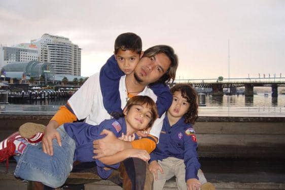 13 Foto Transformasi El Rumi dari Kecil hingga Sekarang | Popmama.com