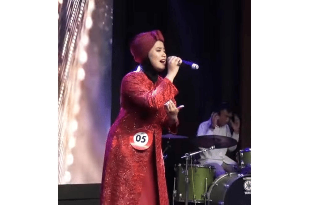Fashion Shabrina Leanor Indonesian Idol 2025 | Popmama.com
