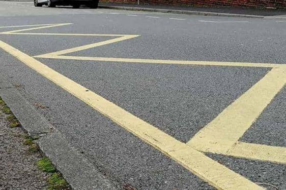 Kenali 20 Jenis Marka Jalan dan Gambarnya, Jangan Sampai Salah Arti ...